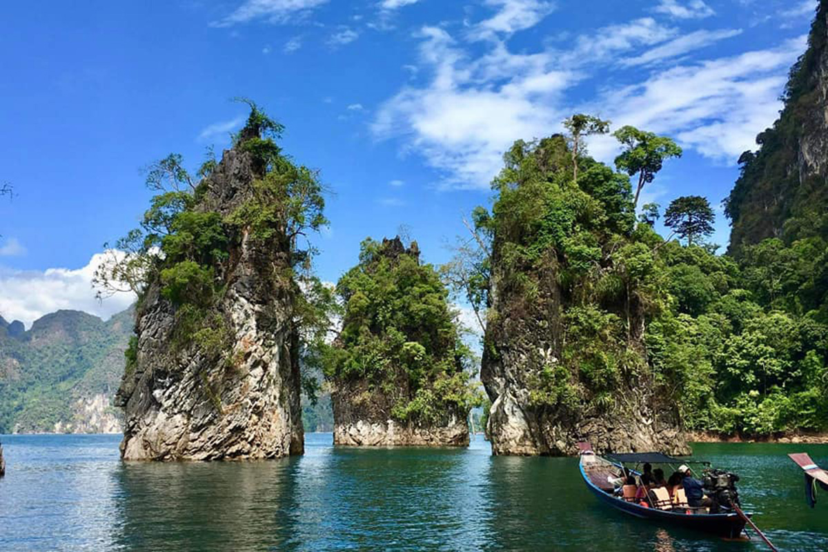 Private Khao Sok Lake Highlights from Cheow Lan Pier